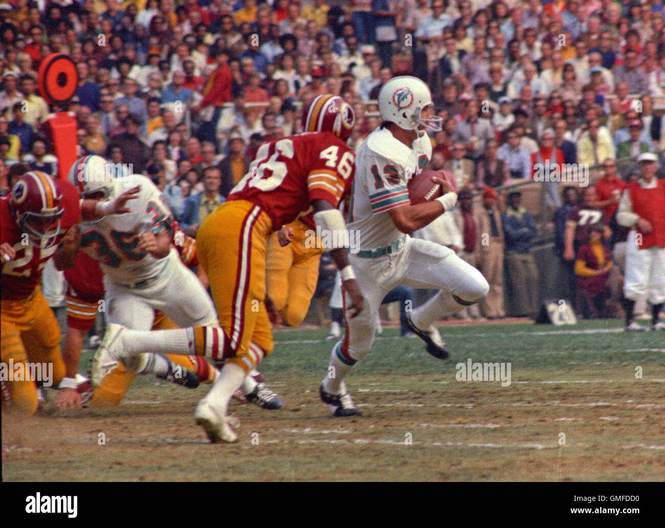 25 october 1974 hi-res stock photography and images - Alamy