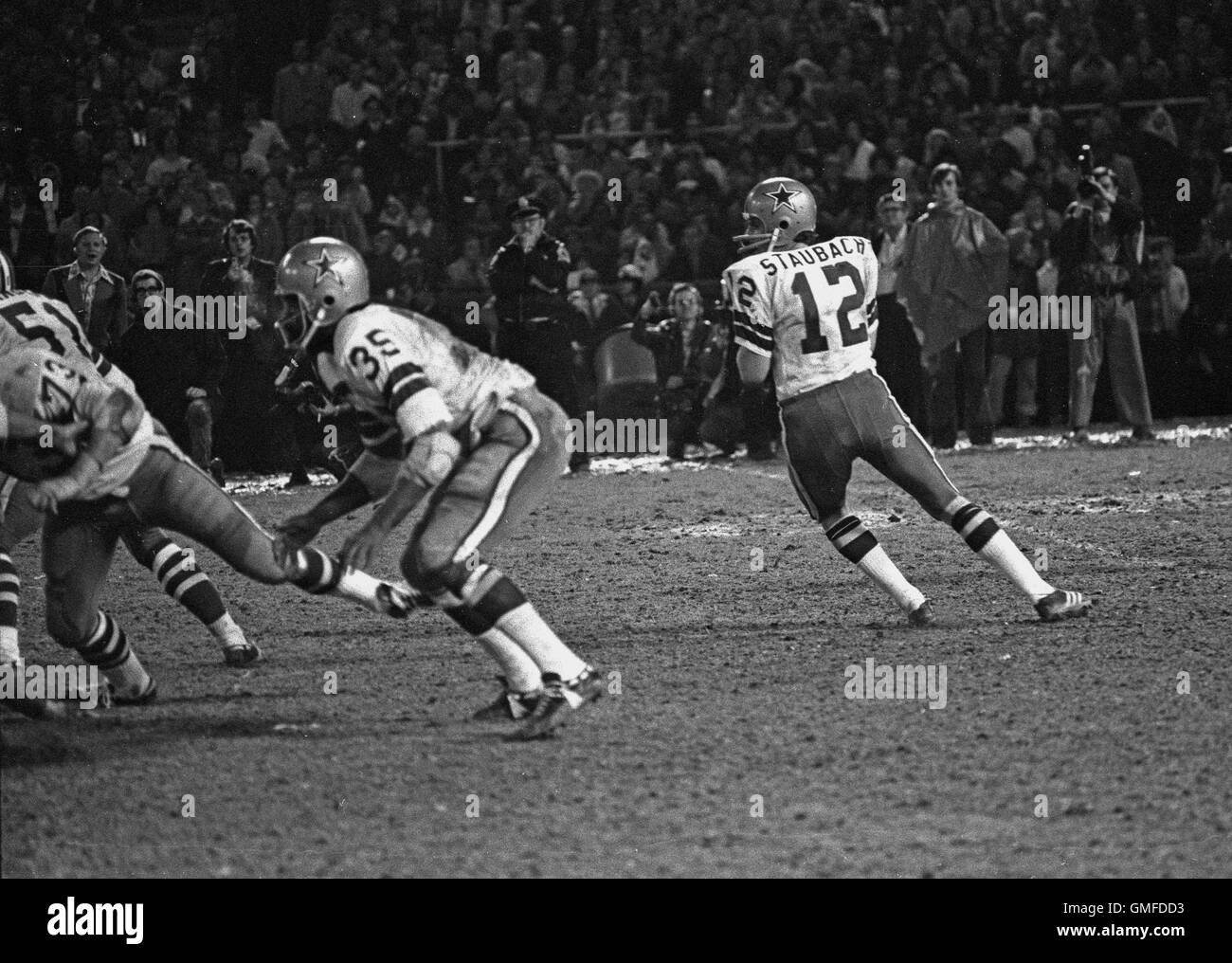 1972 73 hi-res stock photography and images - Alamy