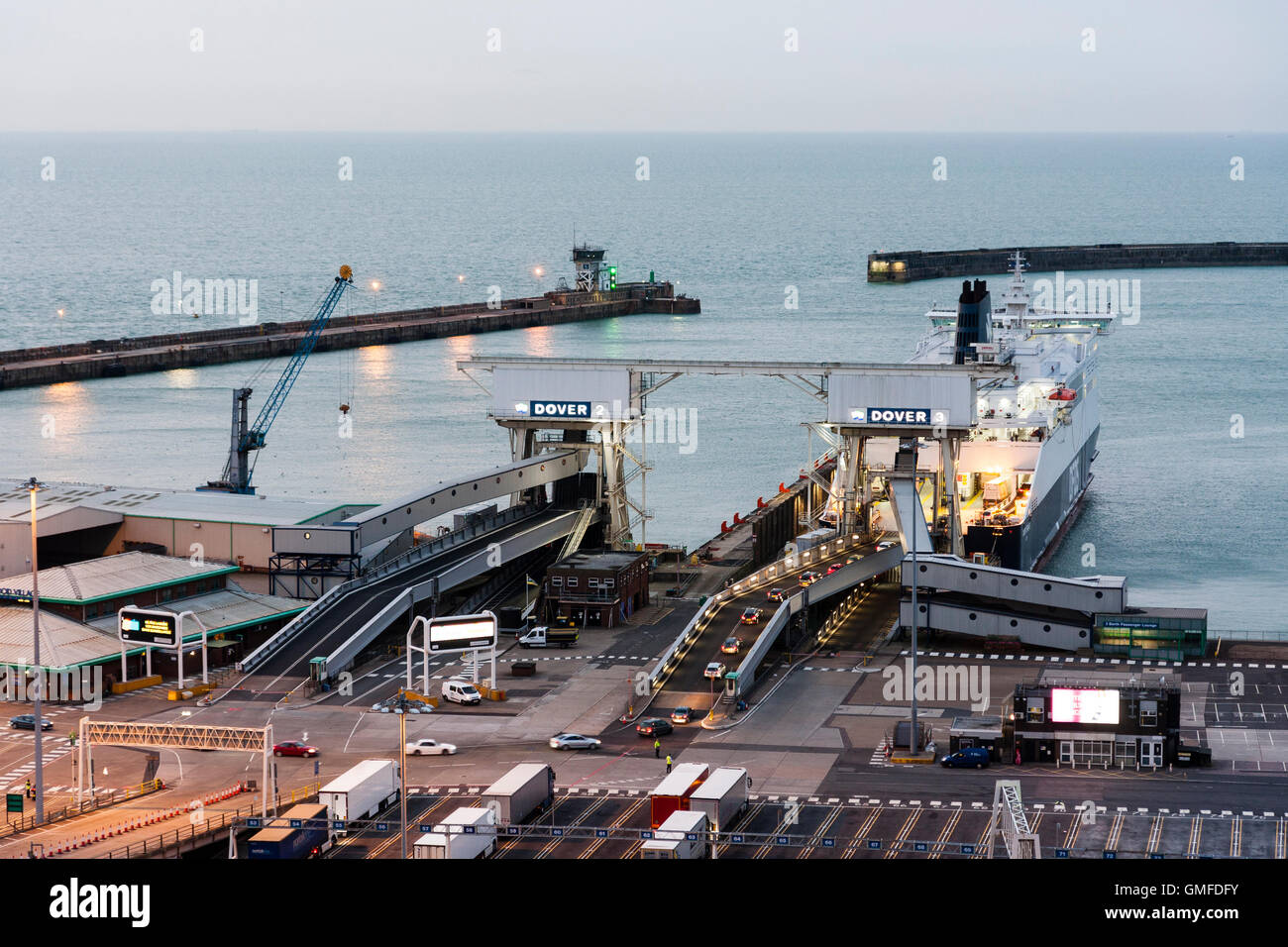 Car ferry loading dover hi-res stock photography and images - Alamy