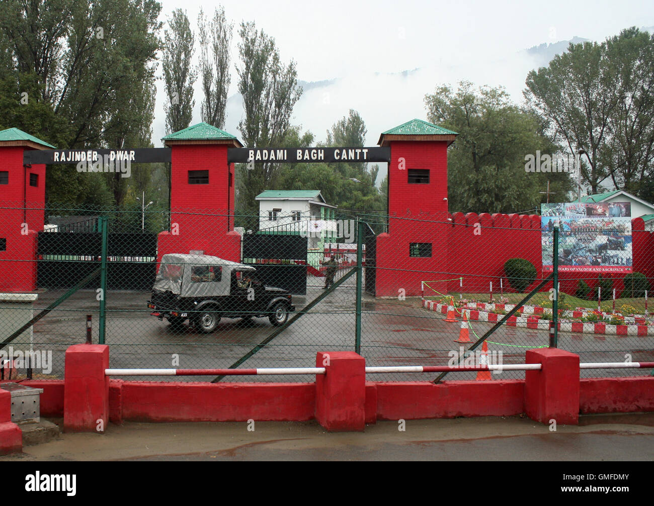 Srinagar, Indian Administered Kashmir:27.August. Indian army vehicle ...