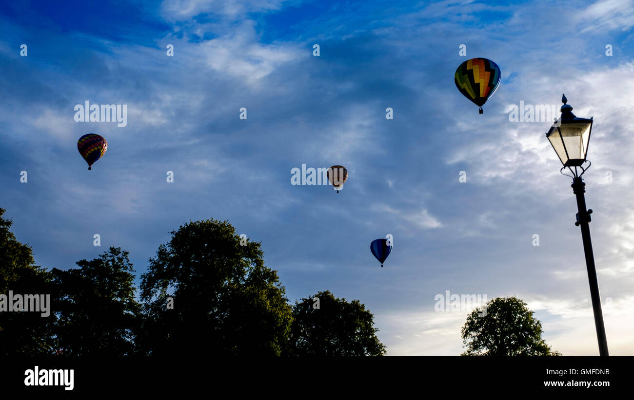 Balloons scotland hi-res stock photography and images - Alamy