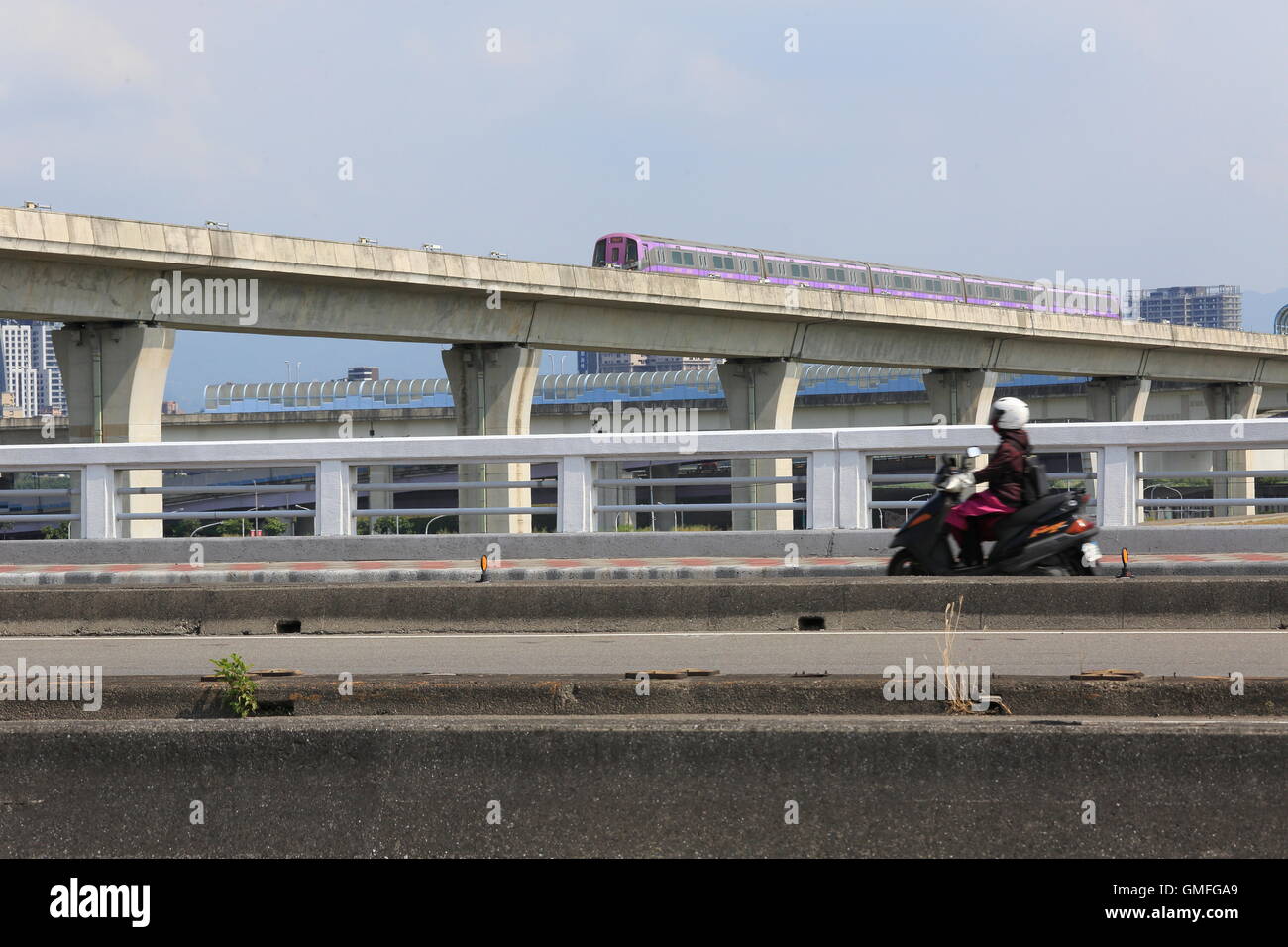 Taoyuan International Airport Access MRT System Stock Photo - Alamy