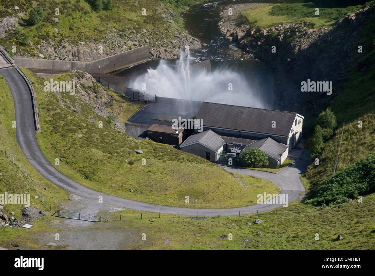 Production electricity dam hydropower plant hi-res stock photography ...