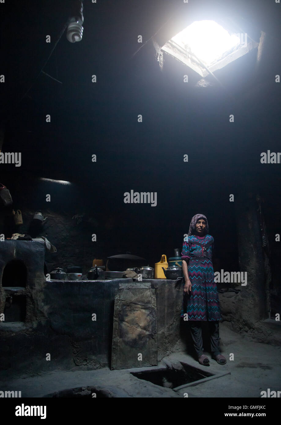 Afghan woman inside her traditional pamiri house, Badakhshan province ...