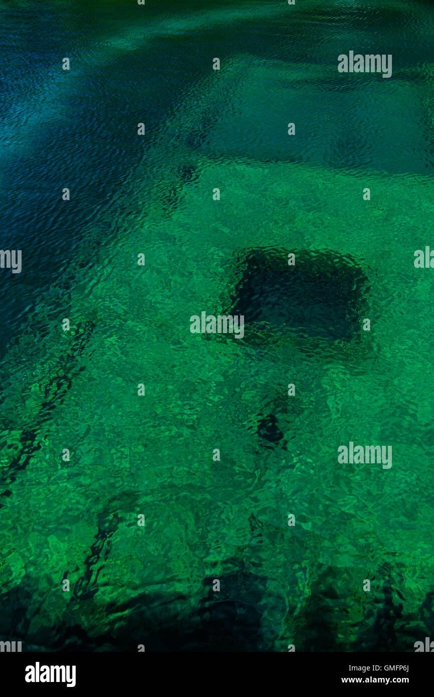 Shipwreck of the ship Sweepstakes Big Tub Harbour,Fathom Five National ...