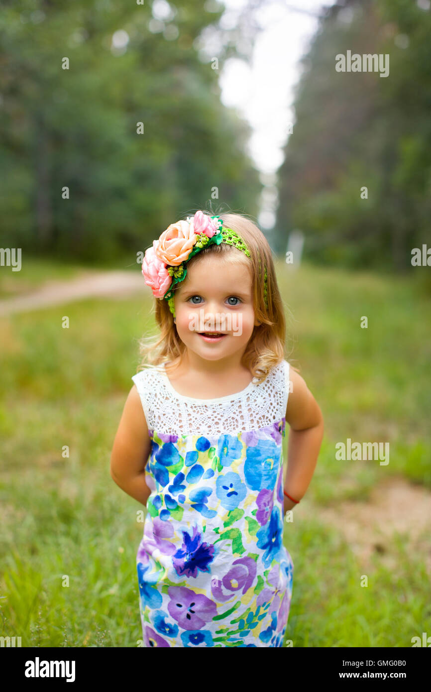 Portrait of a young girl on the nature Stock Photo - Alamy