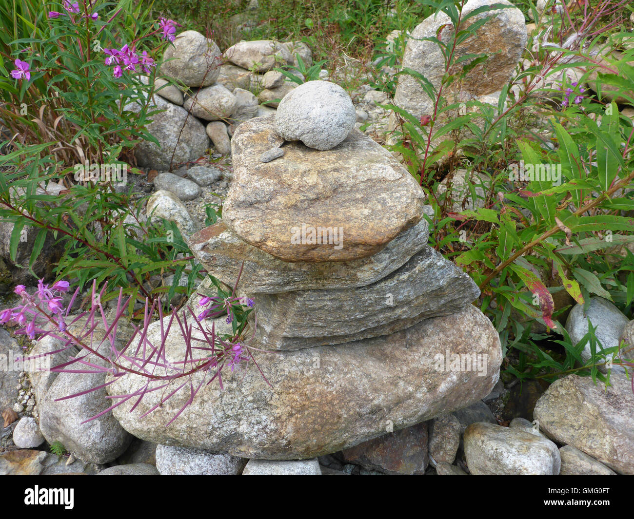 Human made rock pile hi-res stock photography and images - Alamy