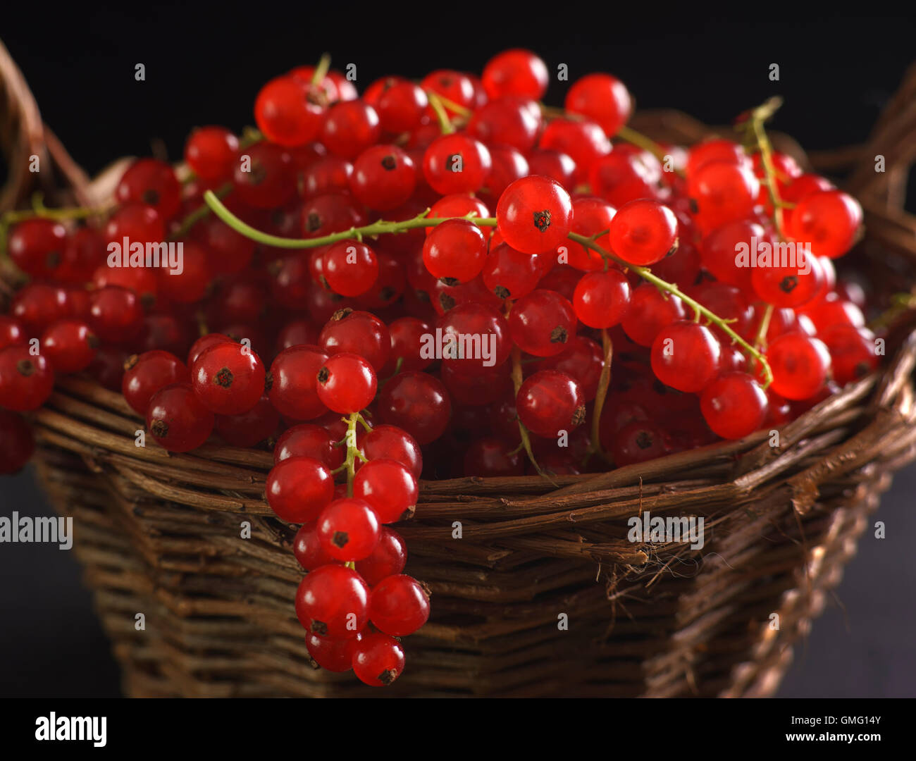Close up red currant hi-res stock photography and images - Alamy