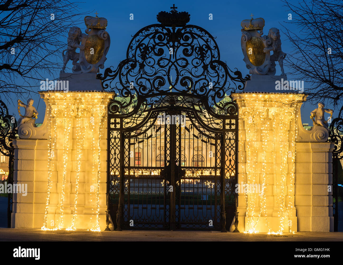 Belvedere In Vienna Austria At Christmas Time Stock Photo Alamy belvedere-in-vienna-austria-at-christmas-time-stock-photo-alamy