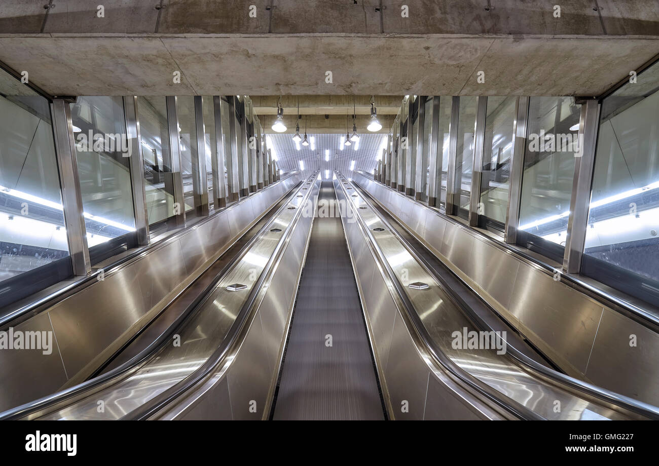Underground building hi-res stock photography and images - Alamy