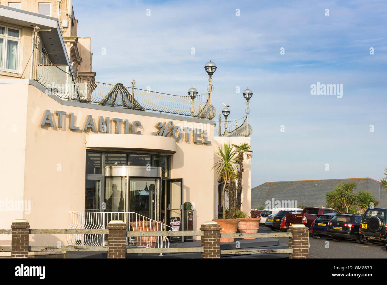 The Atlantic Hotel in Newquay, Cornwall Stock Photo - Alamy