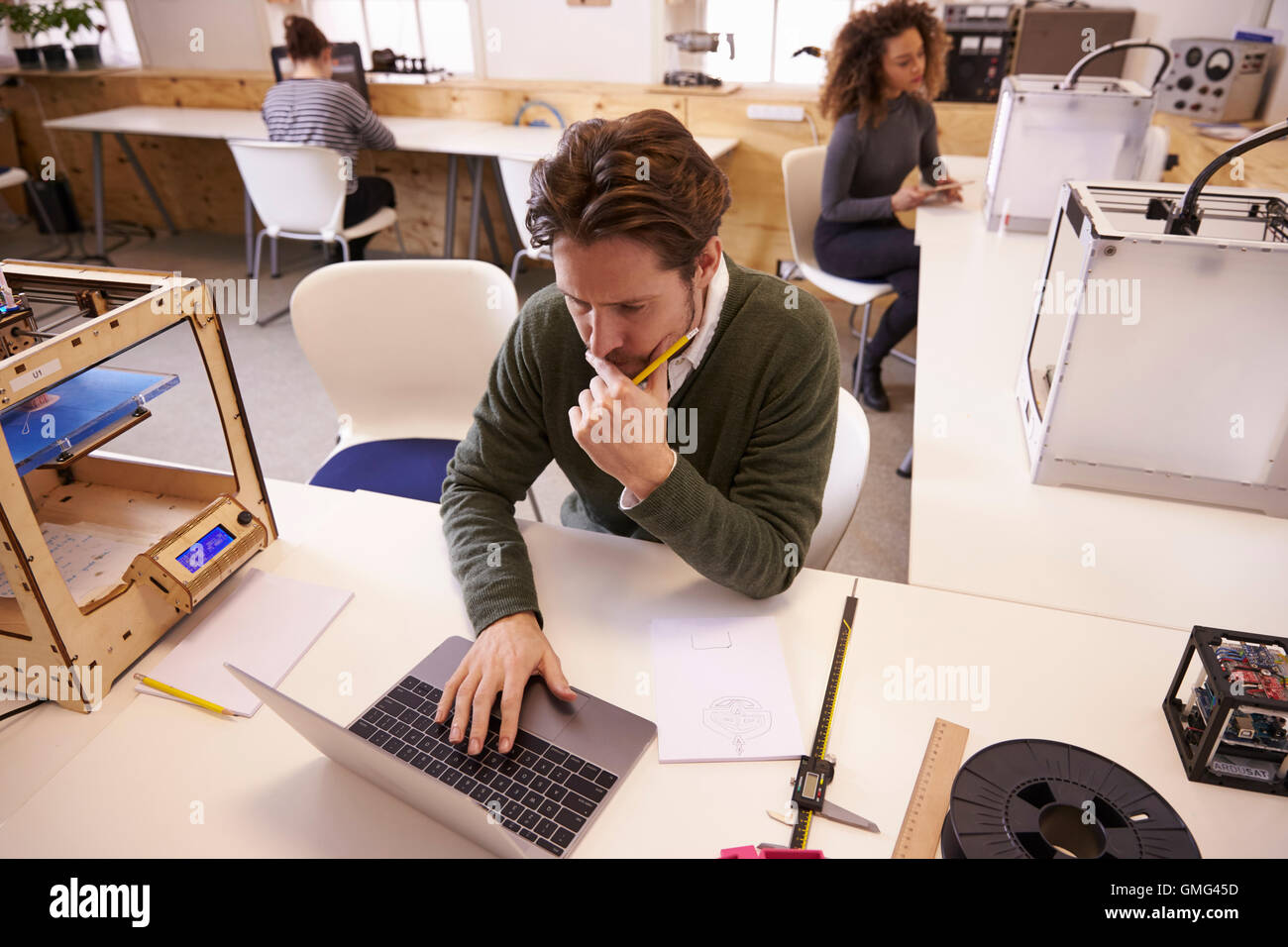 Designers Working In 3D Design Studio Stock Photo - Alamy