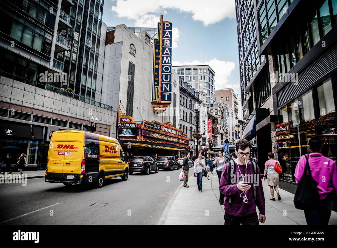 Washington Street Theater District in Boston Stock Photo - Alamy