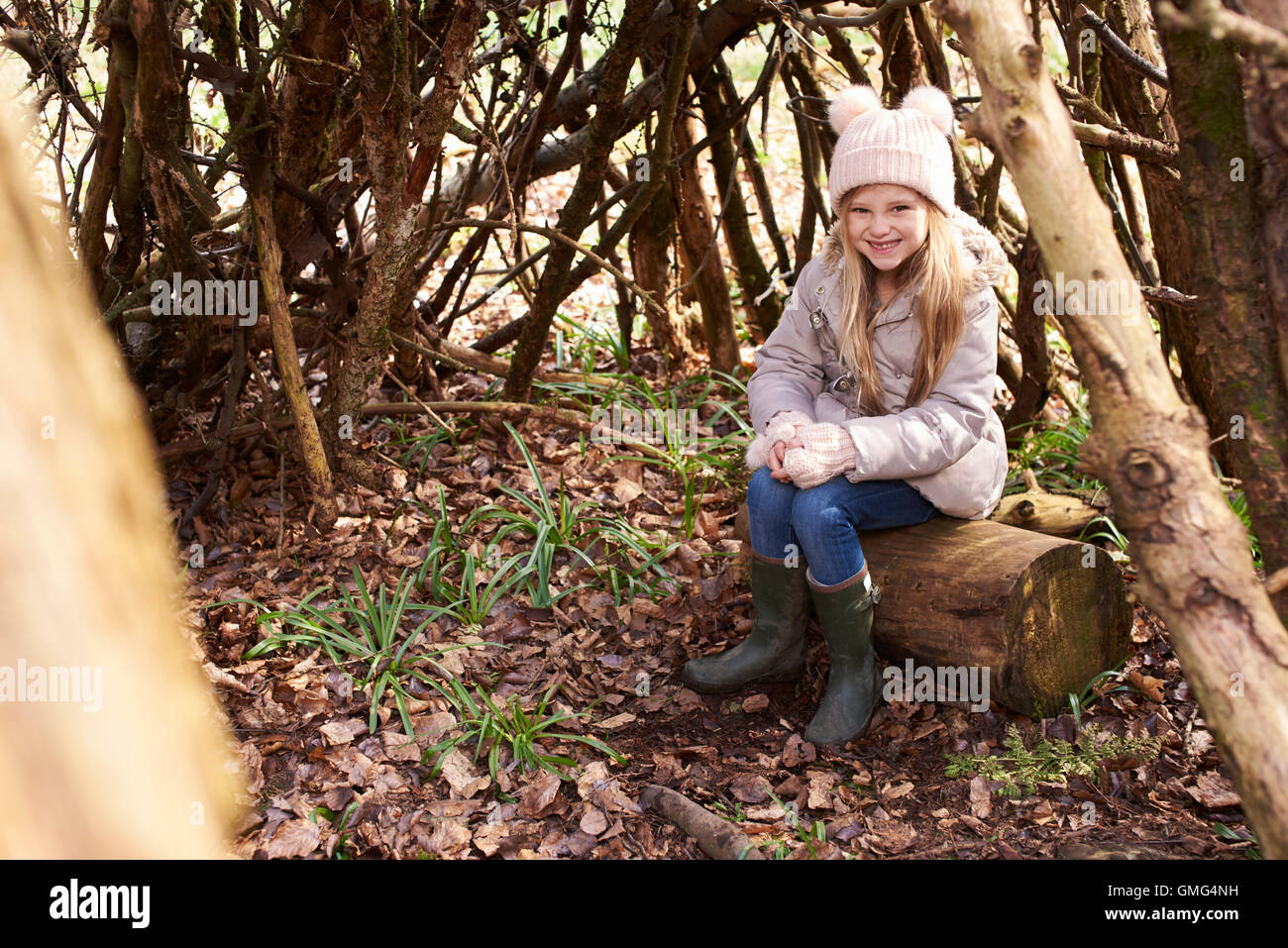 Shelter trees child hi-res stock photography and images - Alamy