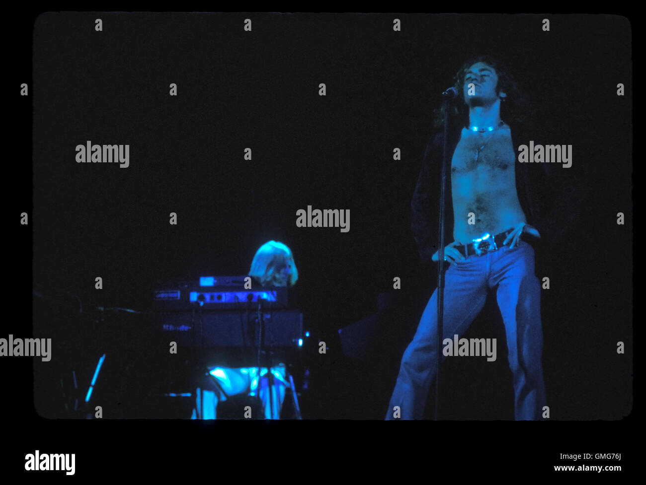 Led zeppelin 1977 hi-res stock photography and images - Alamy