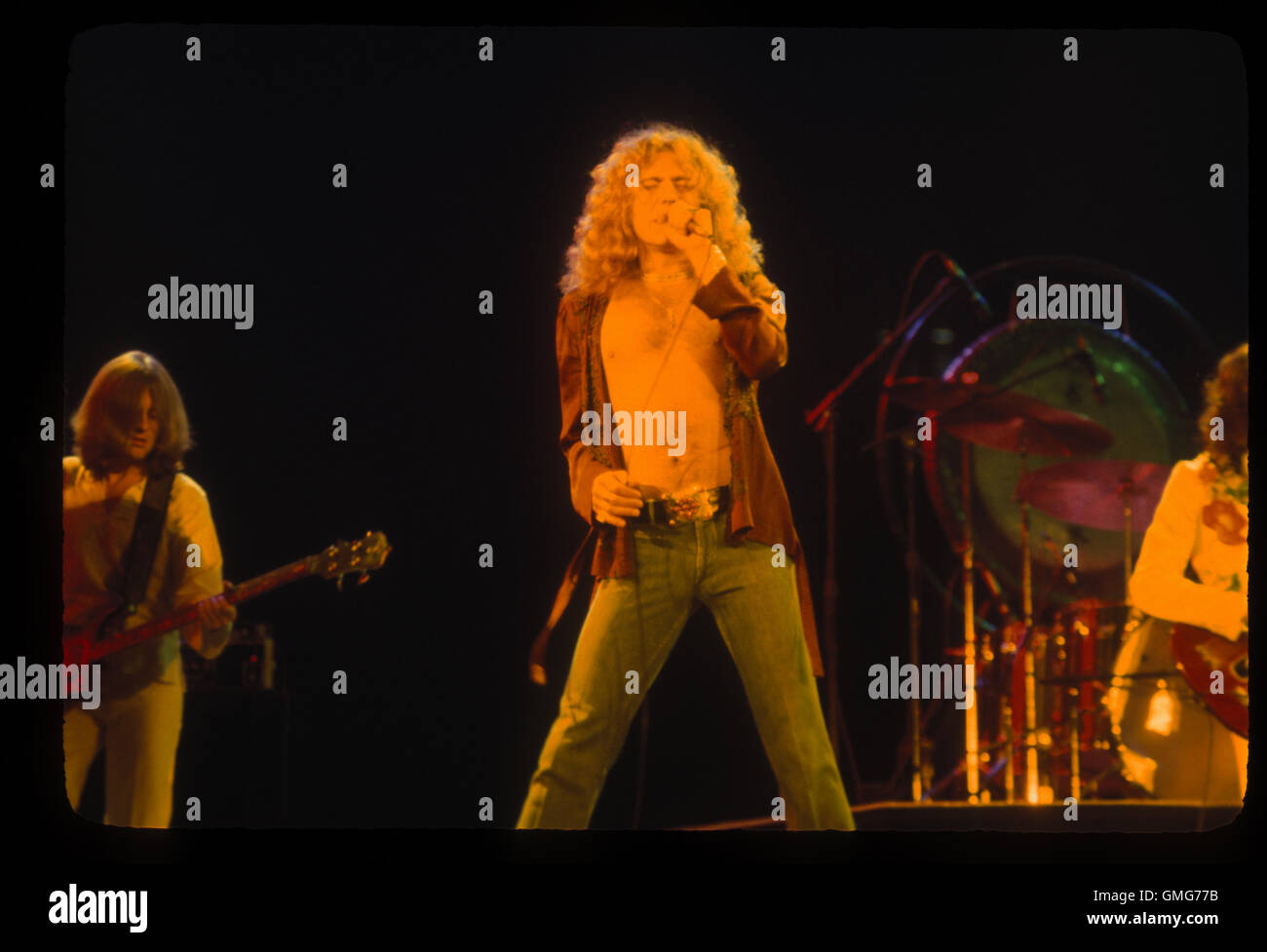 Led zeppelin 1977 hi-res stock photography and images - Alamy