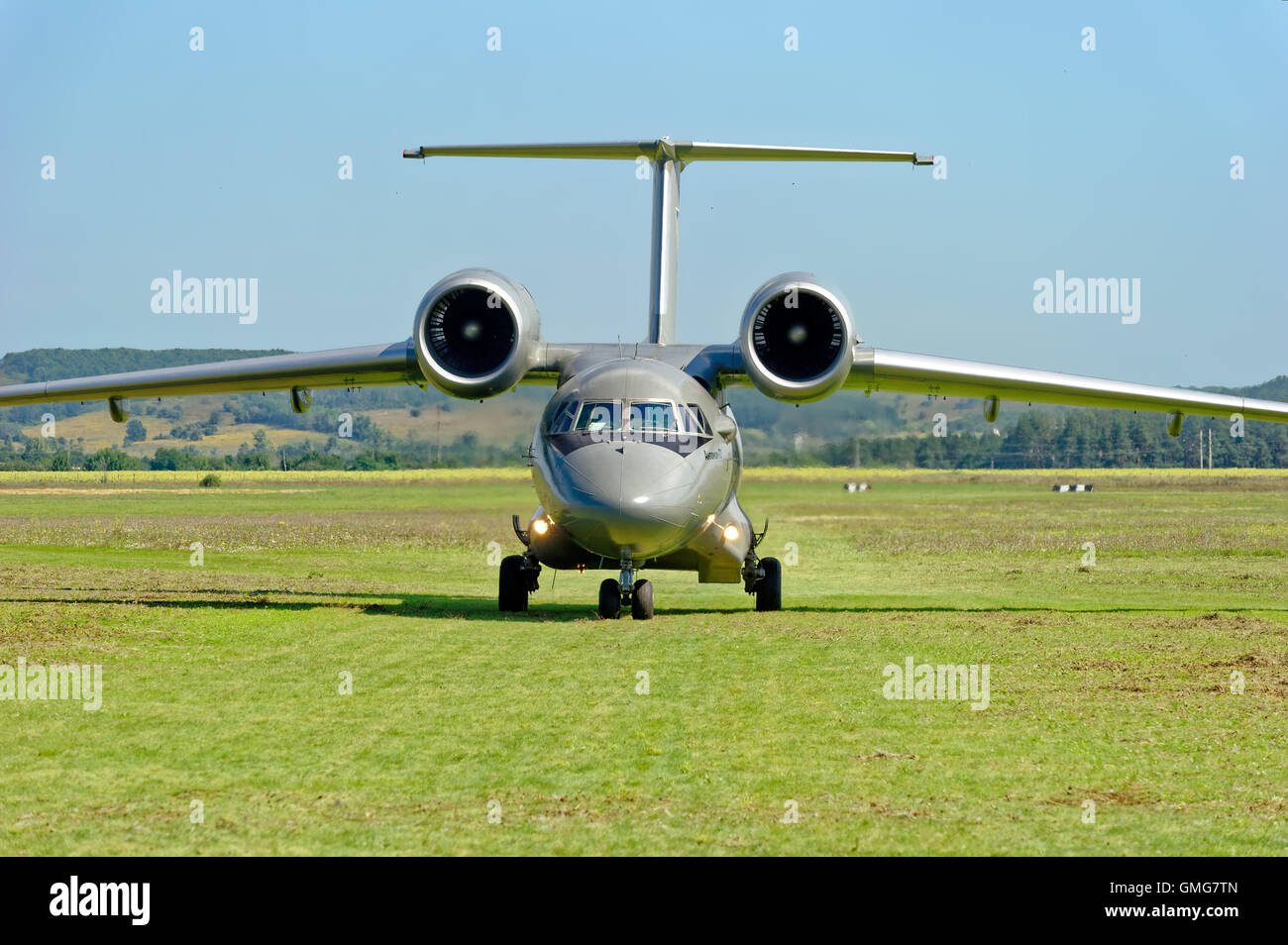 Antonov an 72 jet aircraft landing hi-res stock photography and images ...