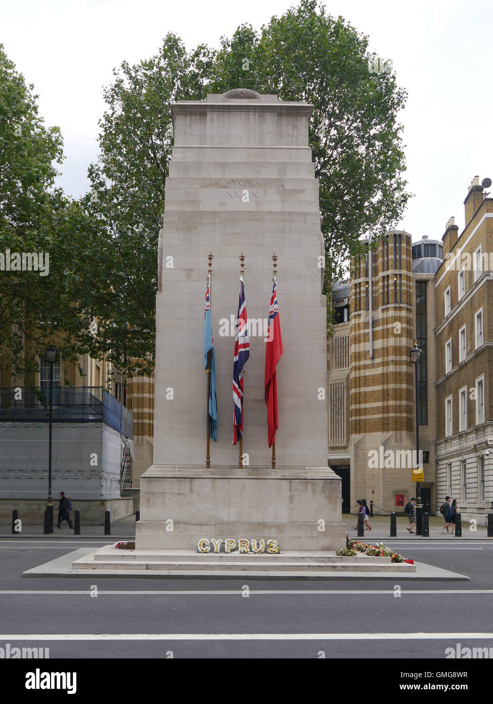 The Cenotaph war memorial, London, England Stock Photo - Alamy