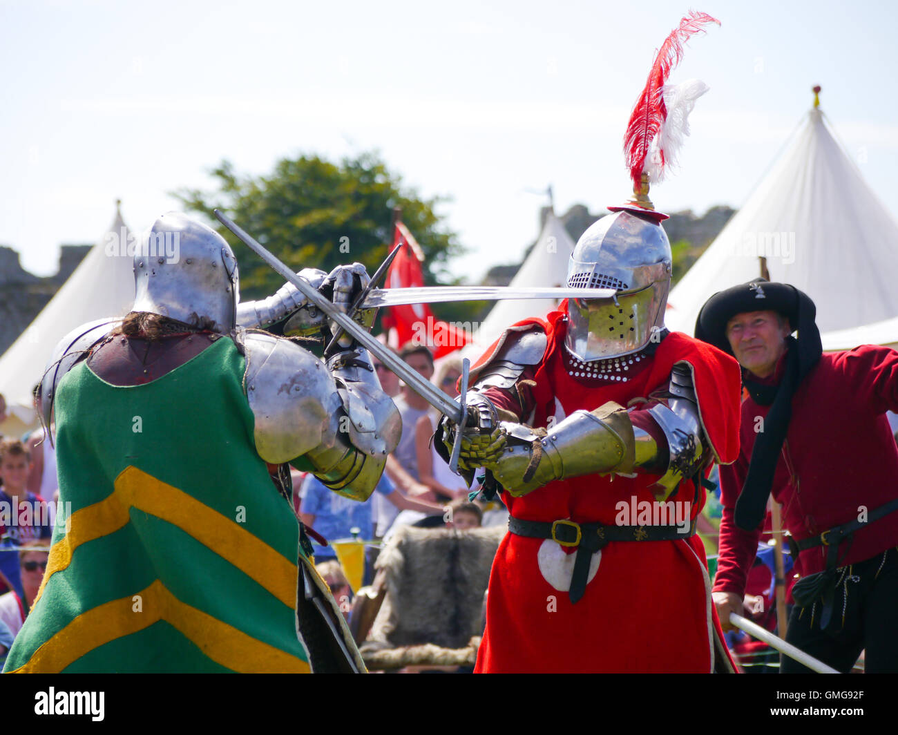 Longsword hi-res stock photography and images - Alamy