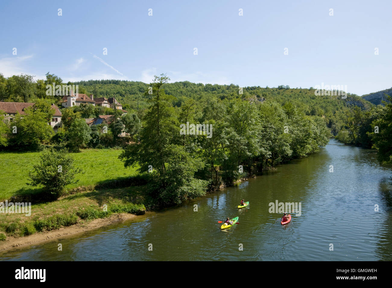 Cele valley river by canoe hi-res stock photography and images - Alamy