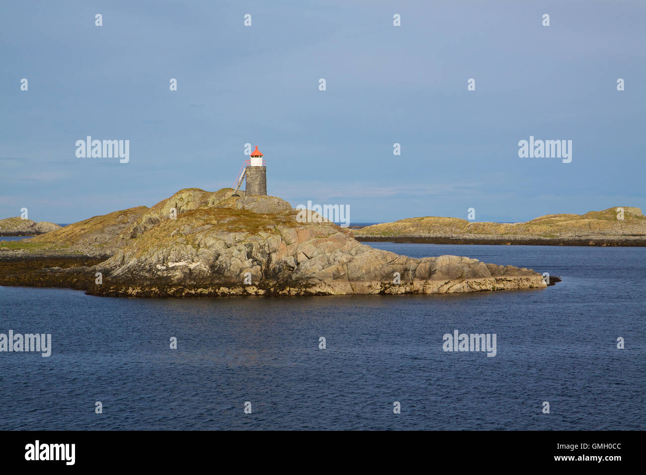 Lofoten small lighthouse hi-res stock photography and images - Alamy
