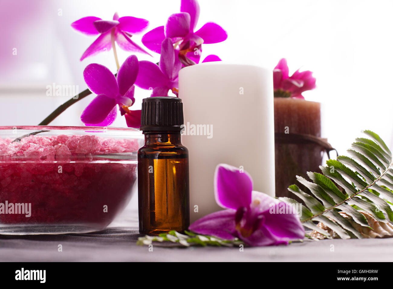Beauty spa settings Stock Photo - Alamy
