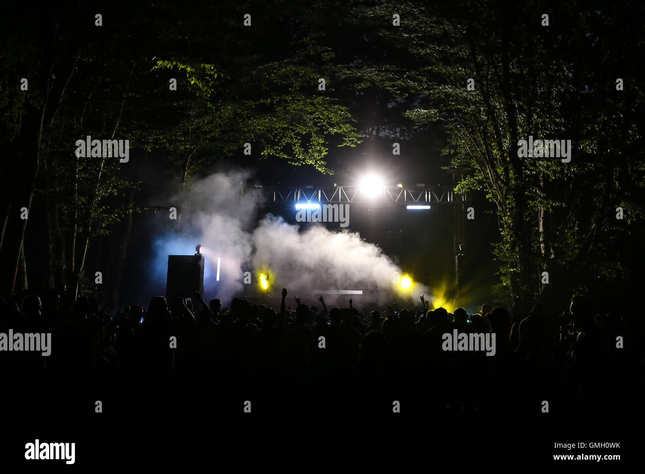 Concert stage at night with lighting equipment Stock Photo - Alamy
