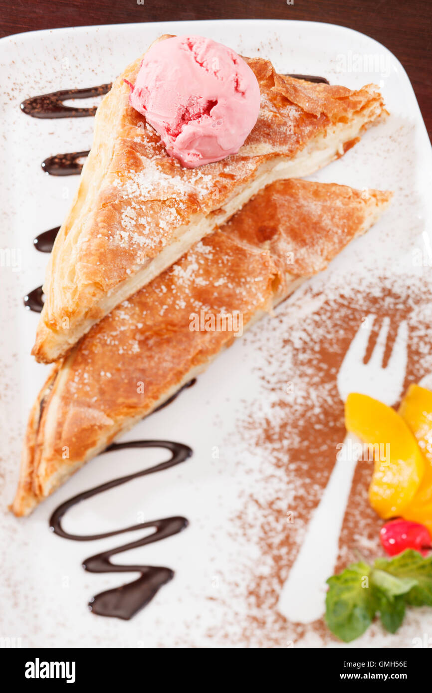 apple strudel with ice cream Stock Photo - Alamy