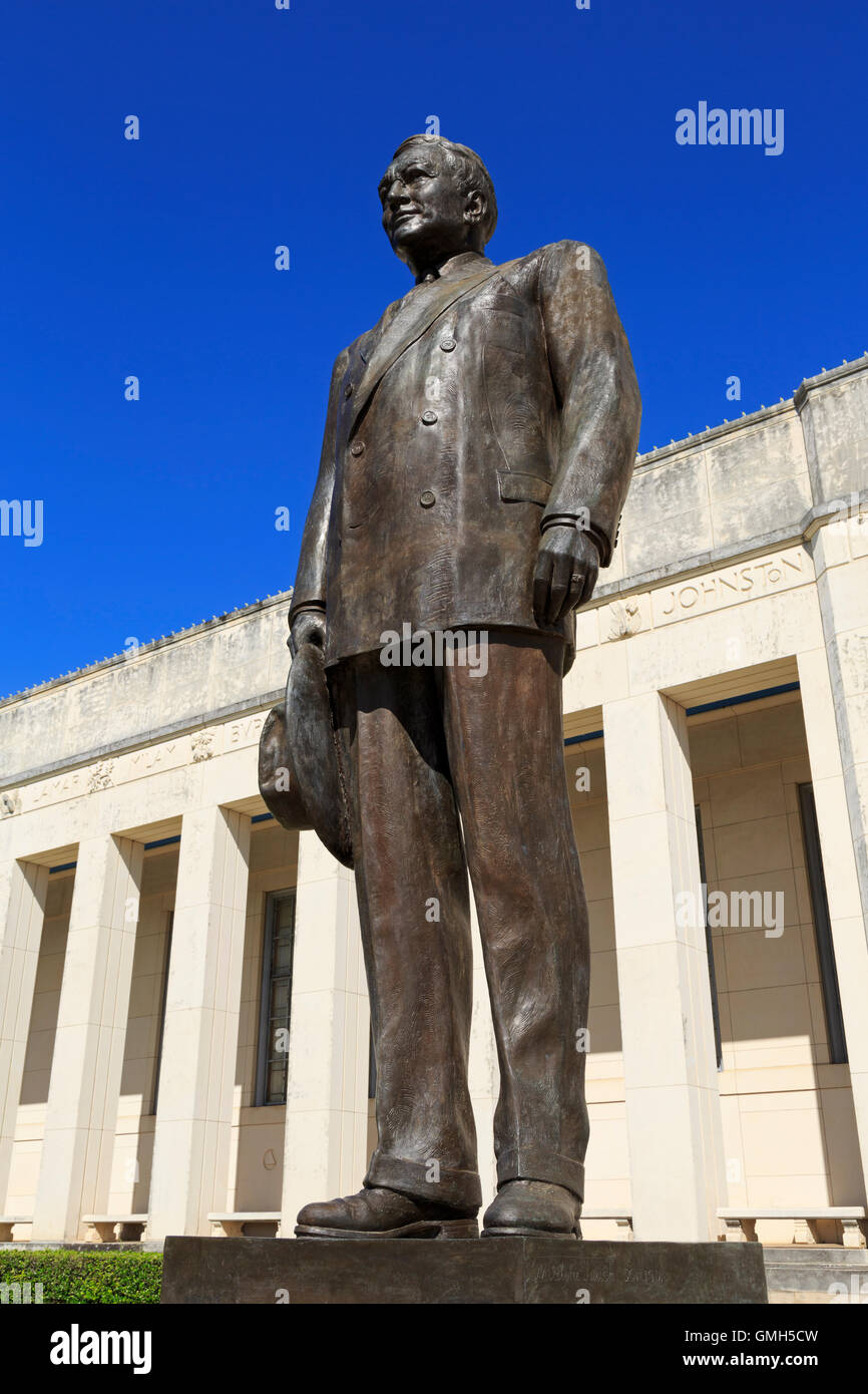 Robert Lee Thornton Statue, Hall of State, Fair Park, Dallas, Texas ...