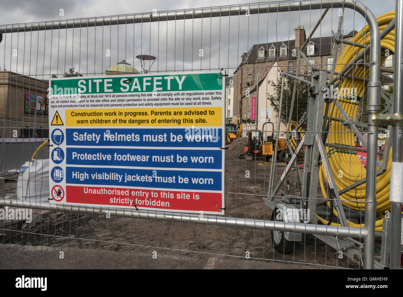Construction site 'Site Safety' sign,Perth,Scotland,UK Stock Photo - Alamy