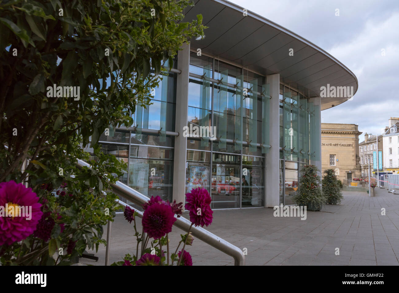 Perth concert hall frontage hi-res stock photography and images - Alamy