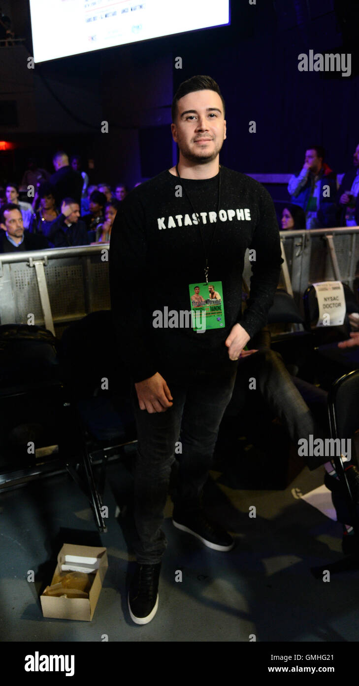 NEW YORK, NY - JANUARY 09: Vinny Guadagnino attend the 2015 Throne ...