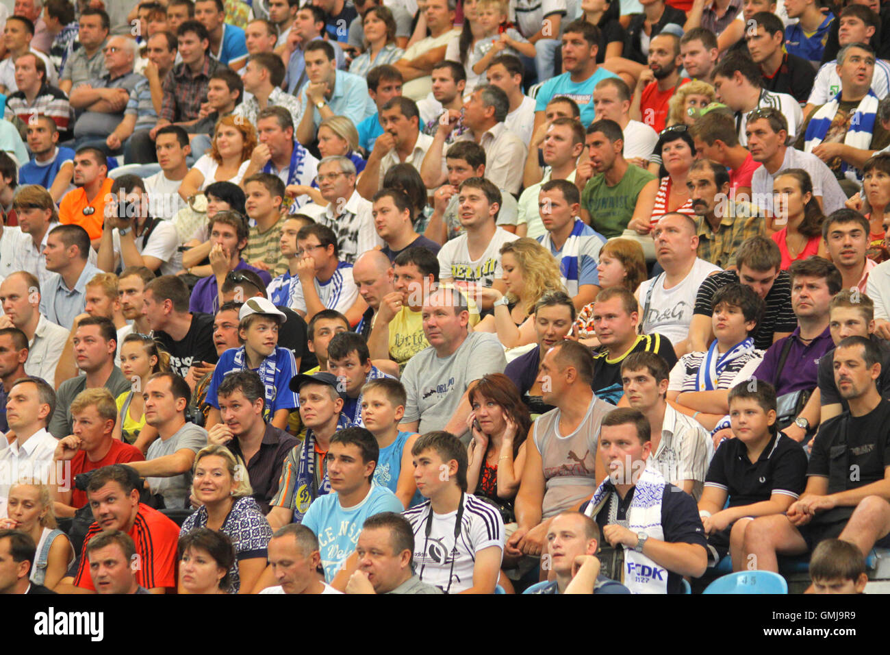 Woman watch soccer game hi-res stock photography and images - Alamy