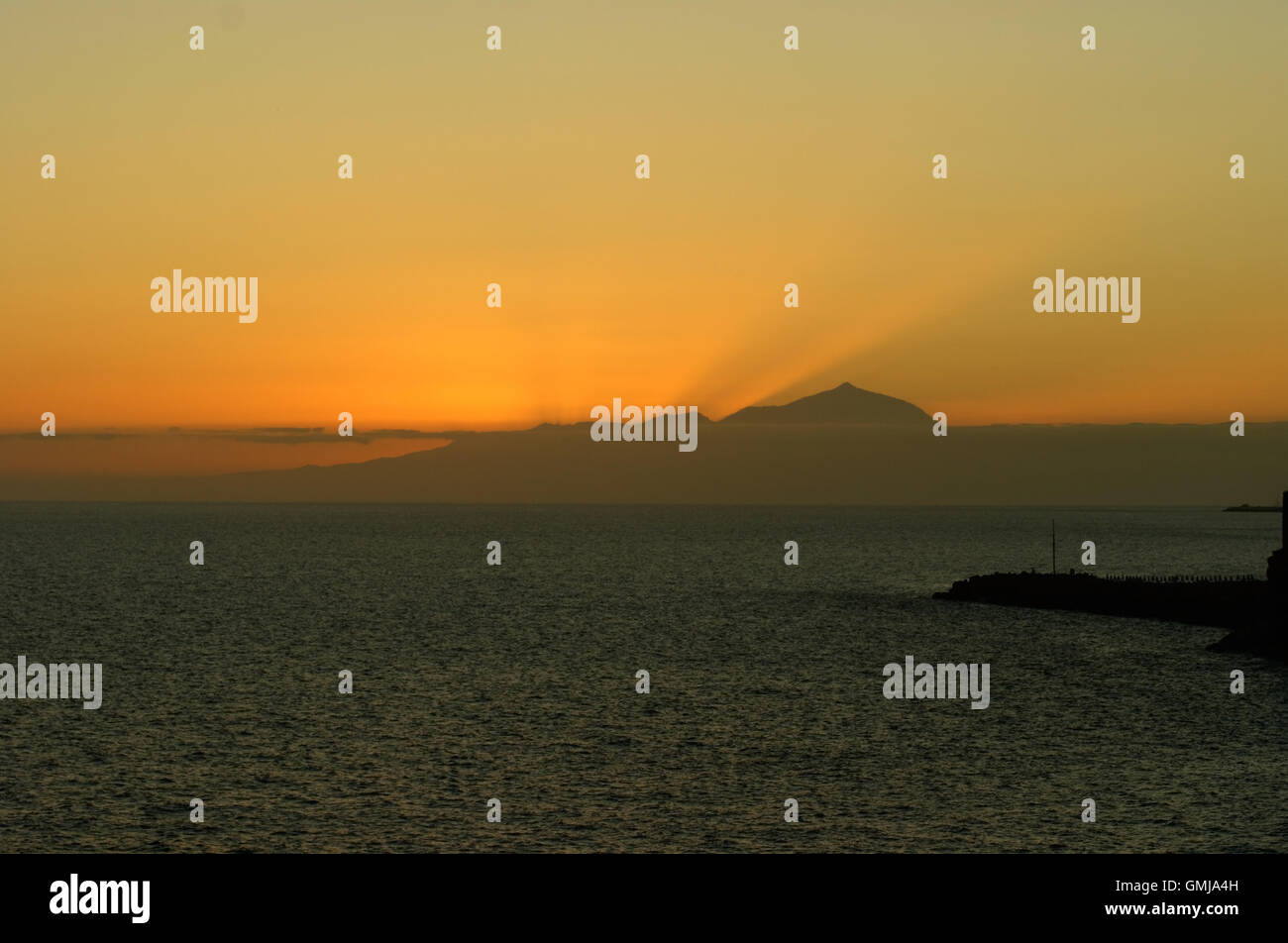 Sunset over Tenerife, seen from Gran Canaria Stock Photo - Alamy