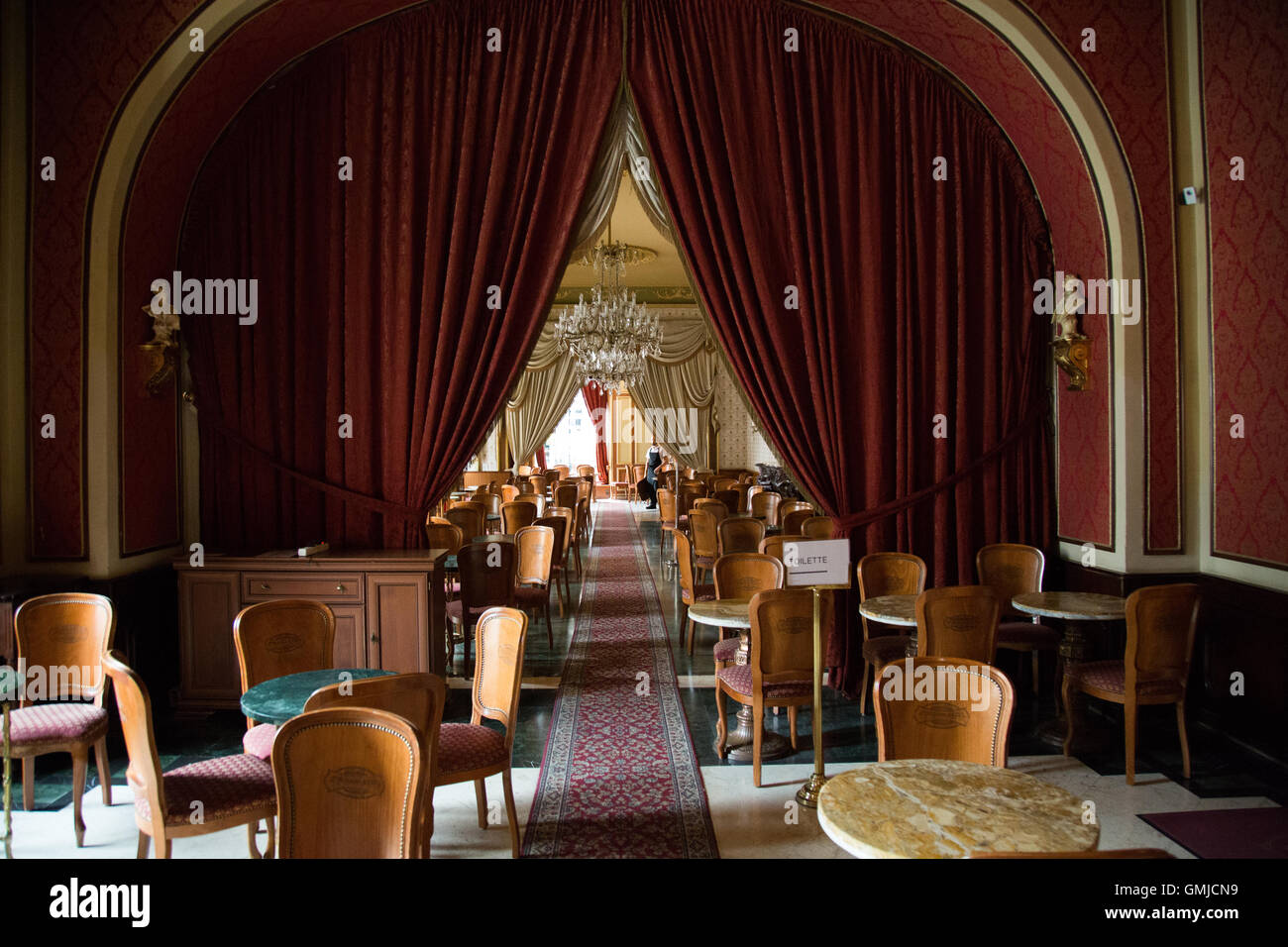 Cafe Gerbeaud Budapest High Resolution Stock Photography and Images - Alamy