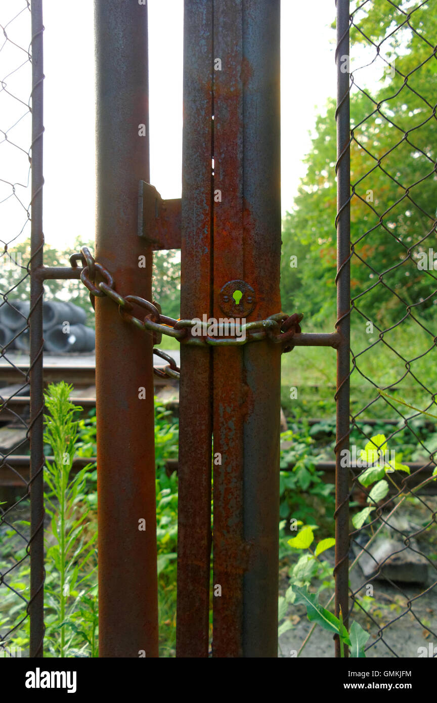 Closeup gate hi-res stock photography and images - Alamy