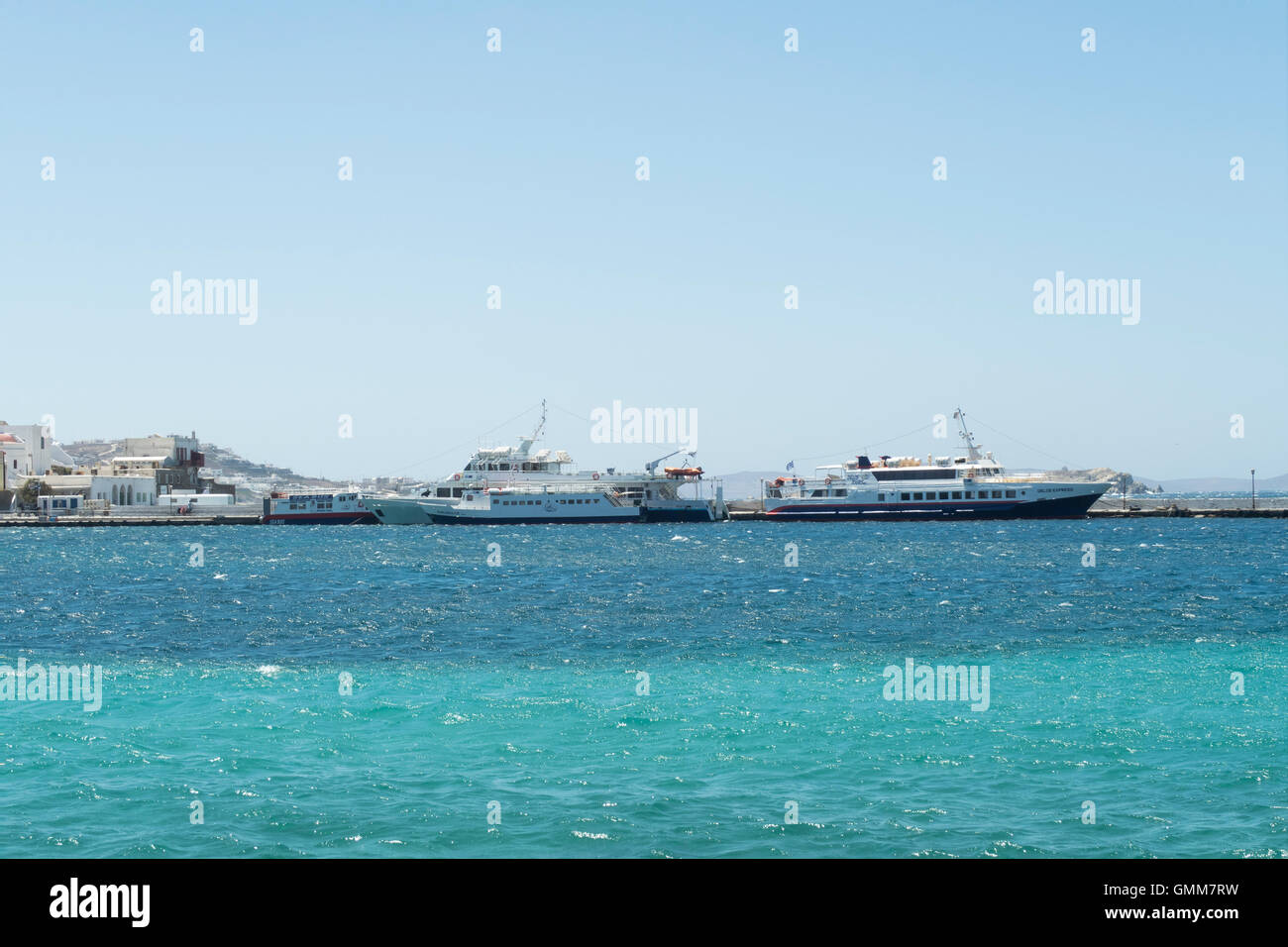 Delos ships hi-res stock photography and images - Alamy