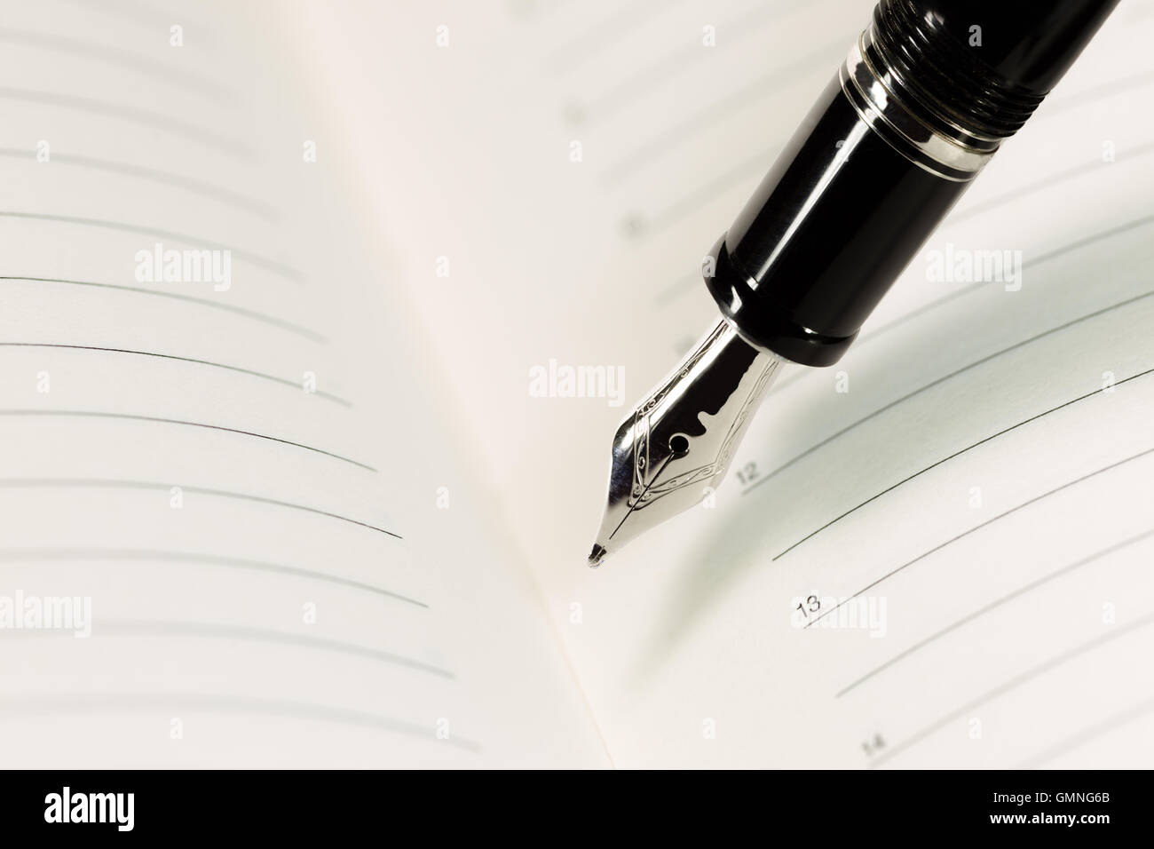 Fountain pen note book hi-res stock photography and images - Alamy