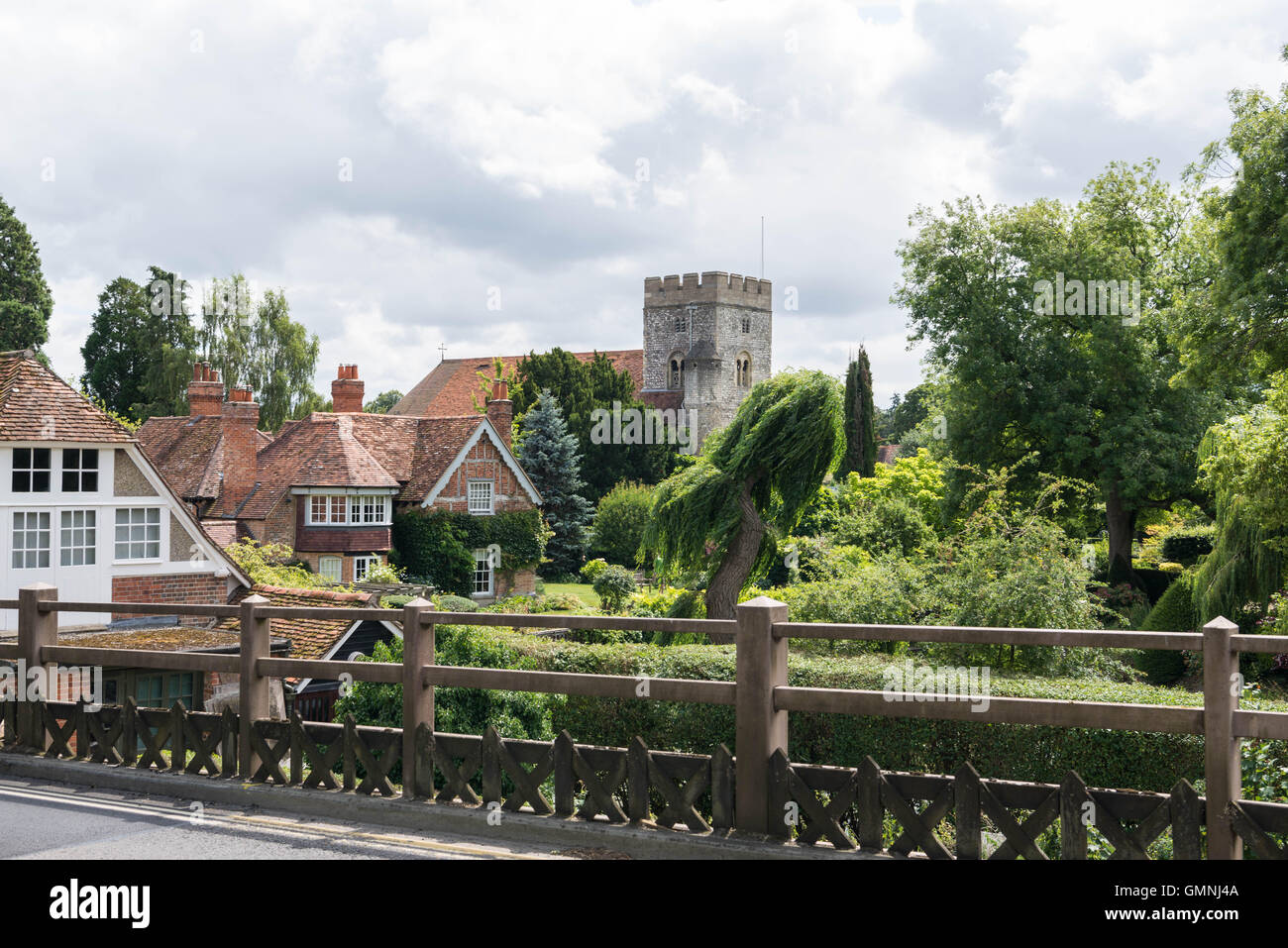 Goring On Thames High Resolution Stock Photography and Images - Alamy