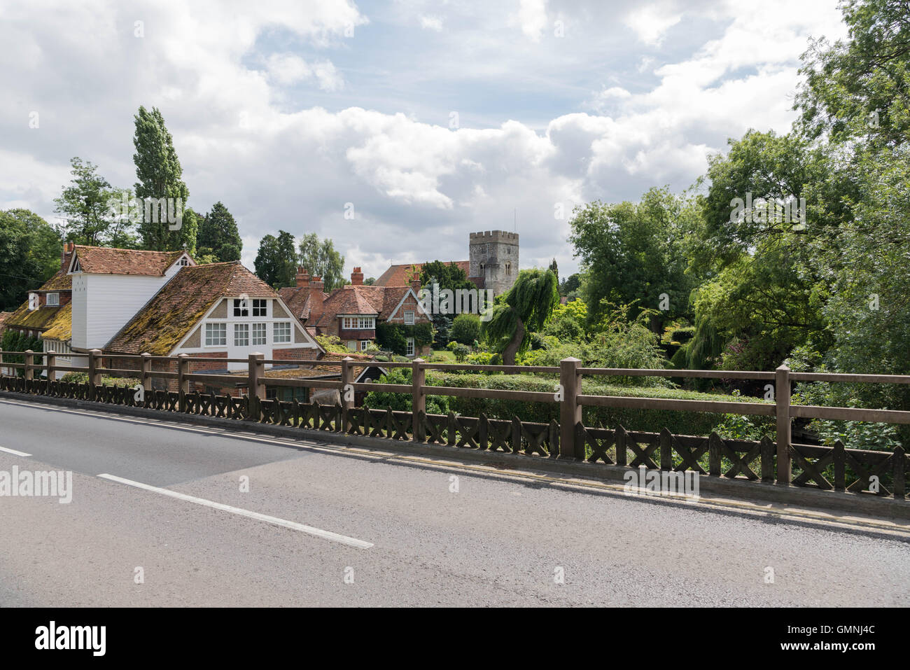 Goring on thames hi-res stock photography and images - Alamy