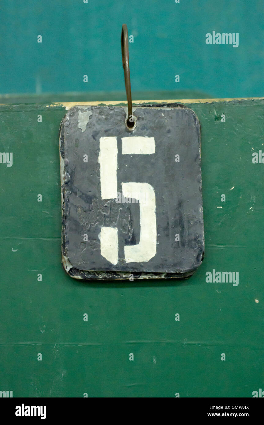 number tag, five Stock Photo - Alamy