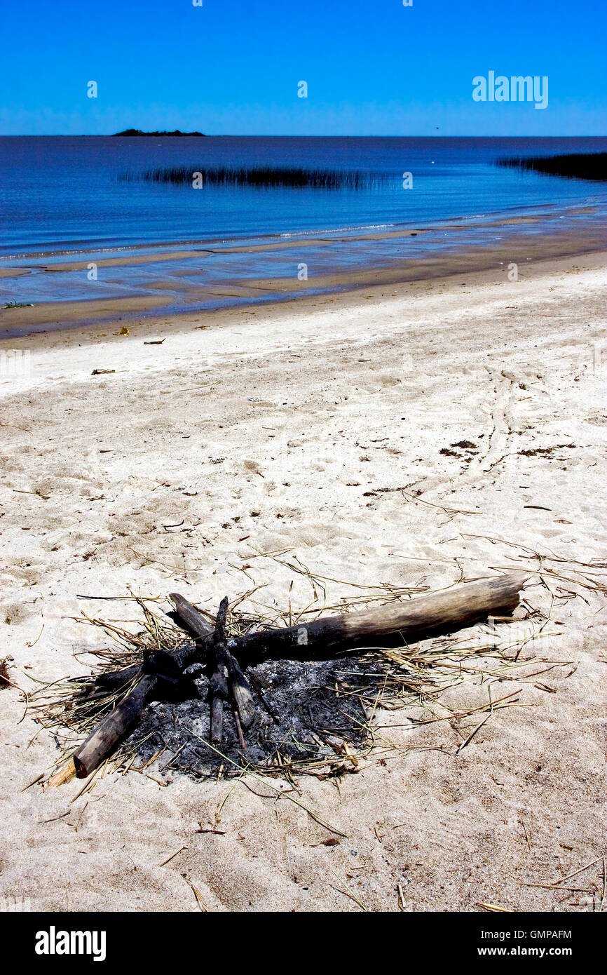 bonfire and beach Stock Photo - Alamy