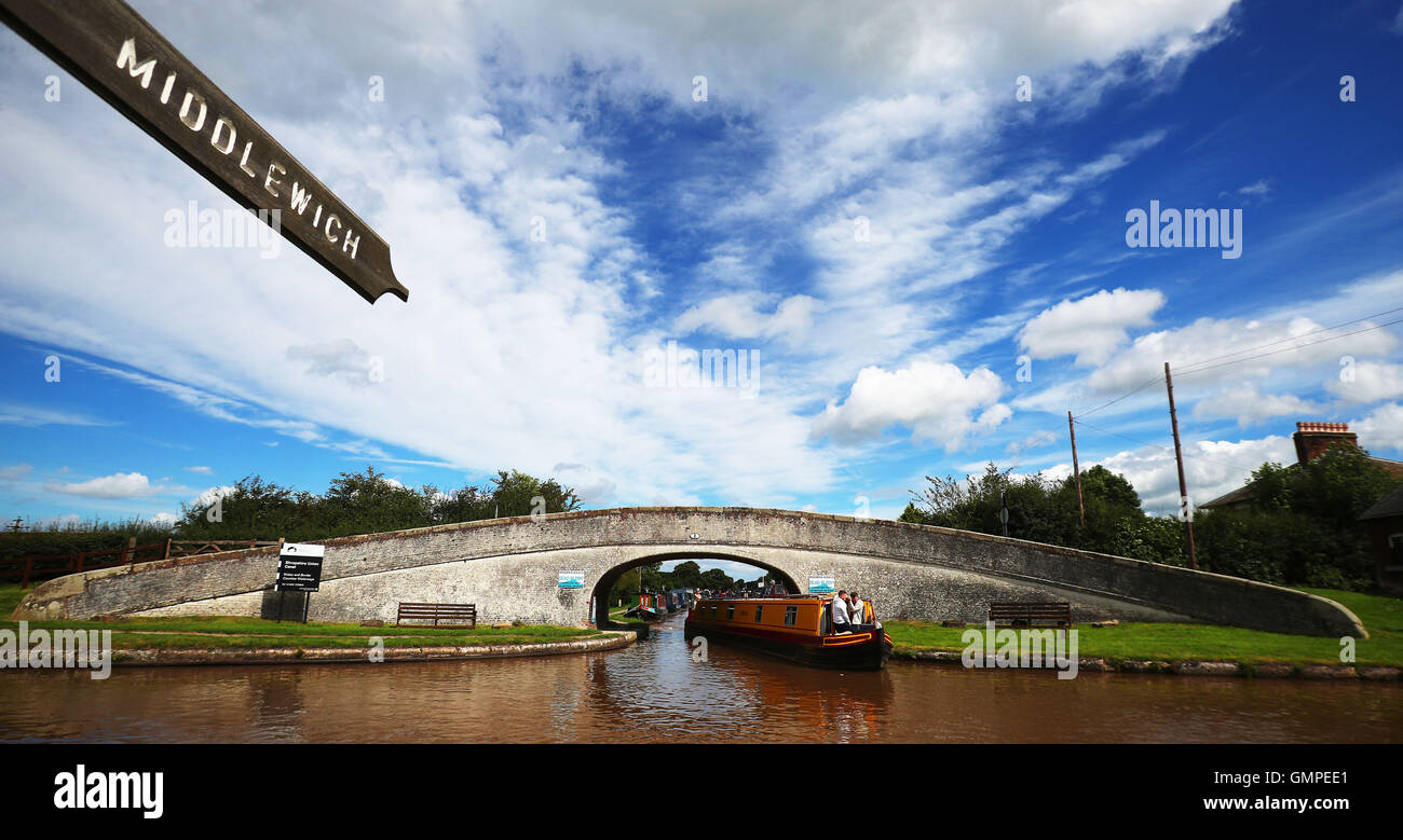 Middlewich boat hi-res stock photography and images - Alamy