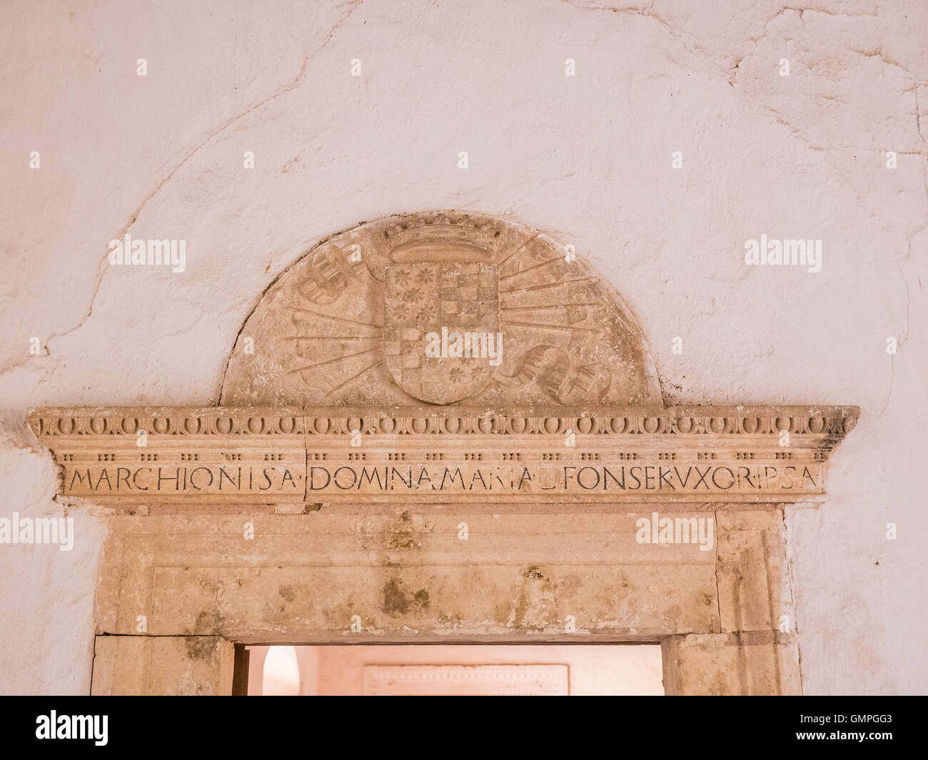 Lintel above door hi-res stock photography and images - Alamy