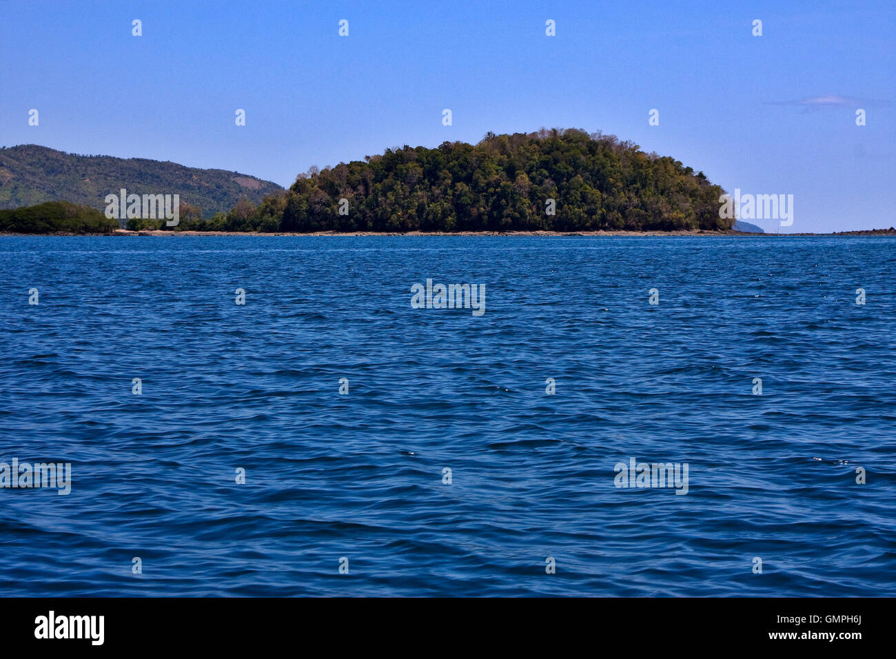 Navigable beach hi-res stock photography and images - Alamy