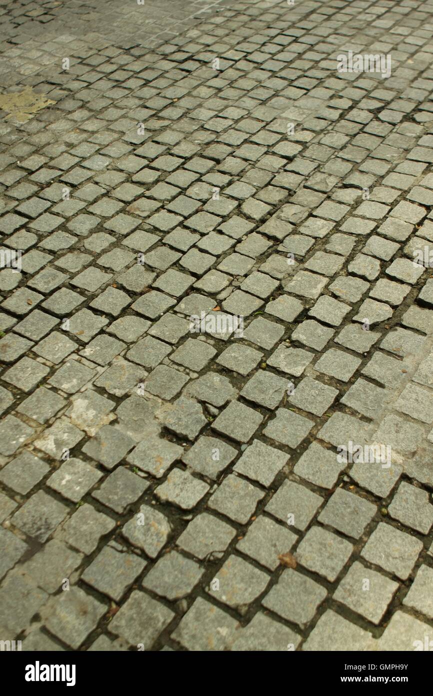 Row of cobble stones hi-res stock photography and images - Alamy
