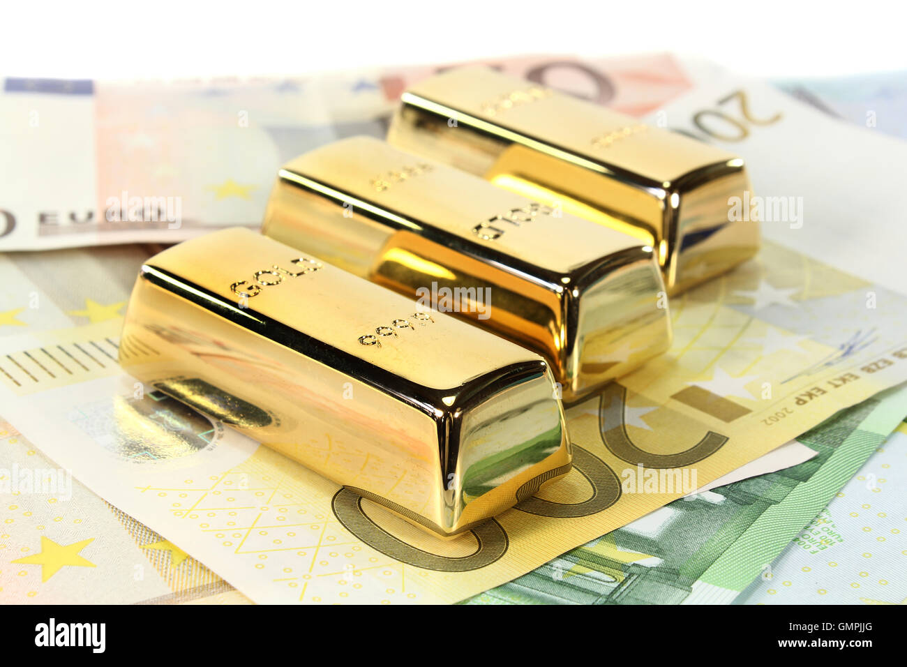 Gold notes hi-res stock photography and images - Alamy