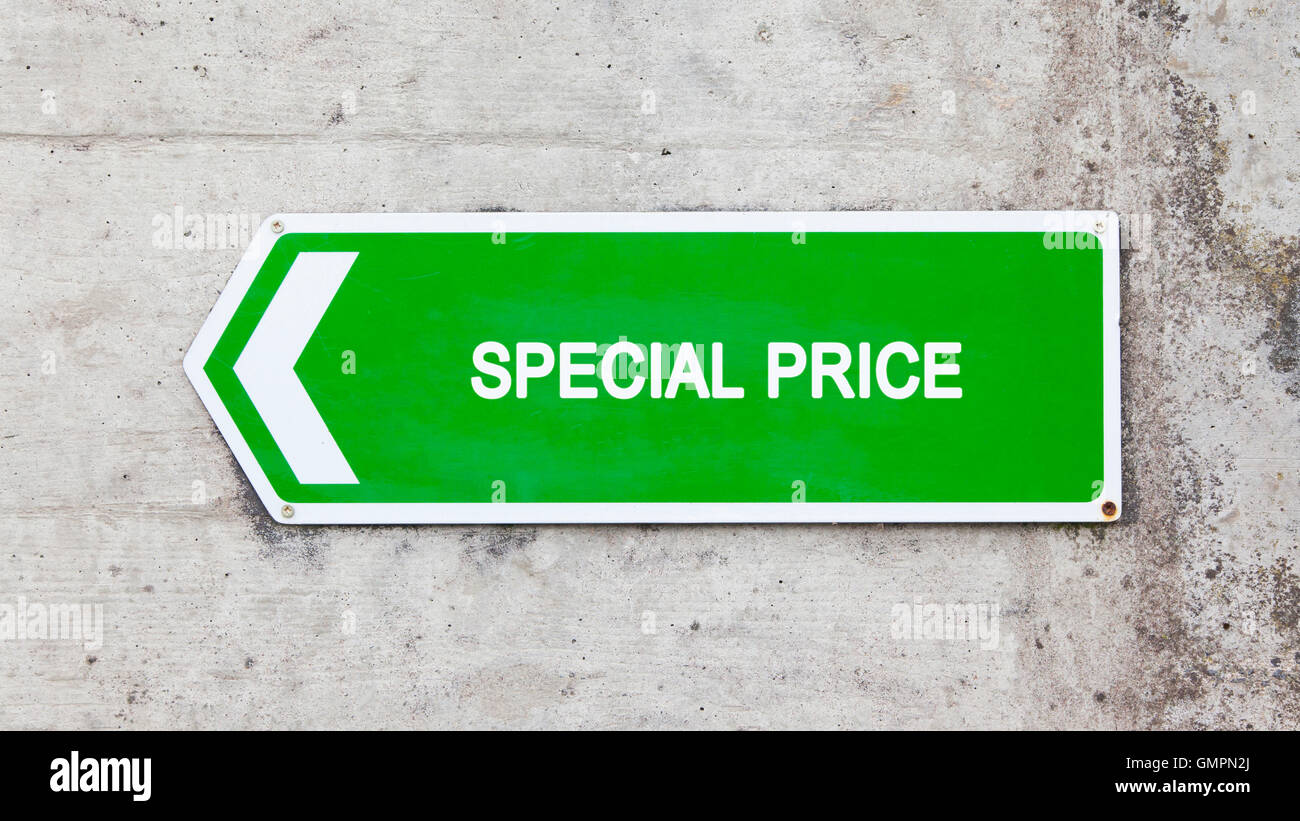 Green Sign Special Price Stock Photo Alamy green-sign-special-price-stock-photo-alamy