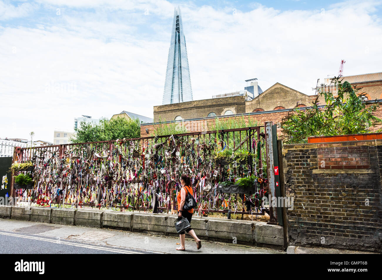 Cross bones graveyard southwark london hi-res stock photography and ...