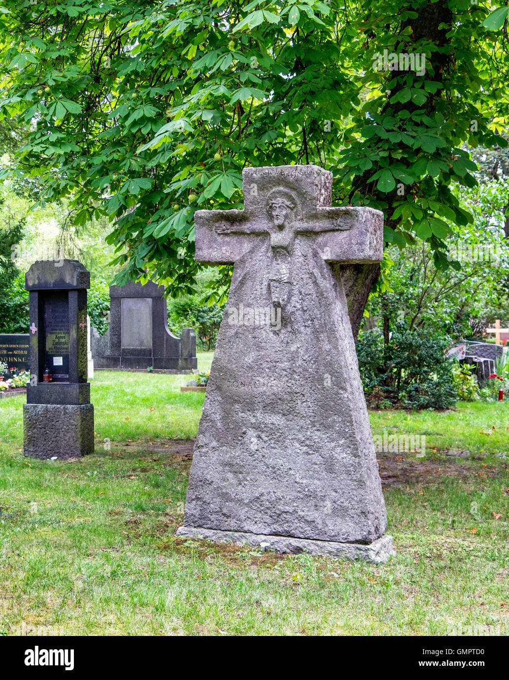 Old stone grave stone, St. Hedwig Cemetery, Alter Domfriedhof St ...